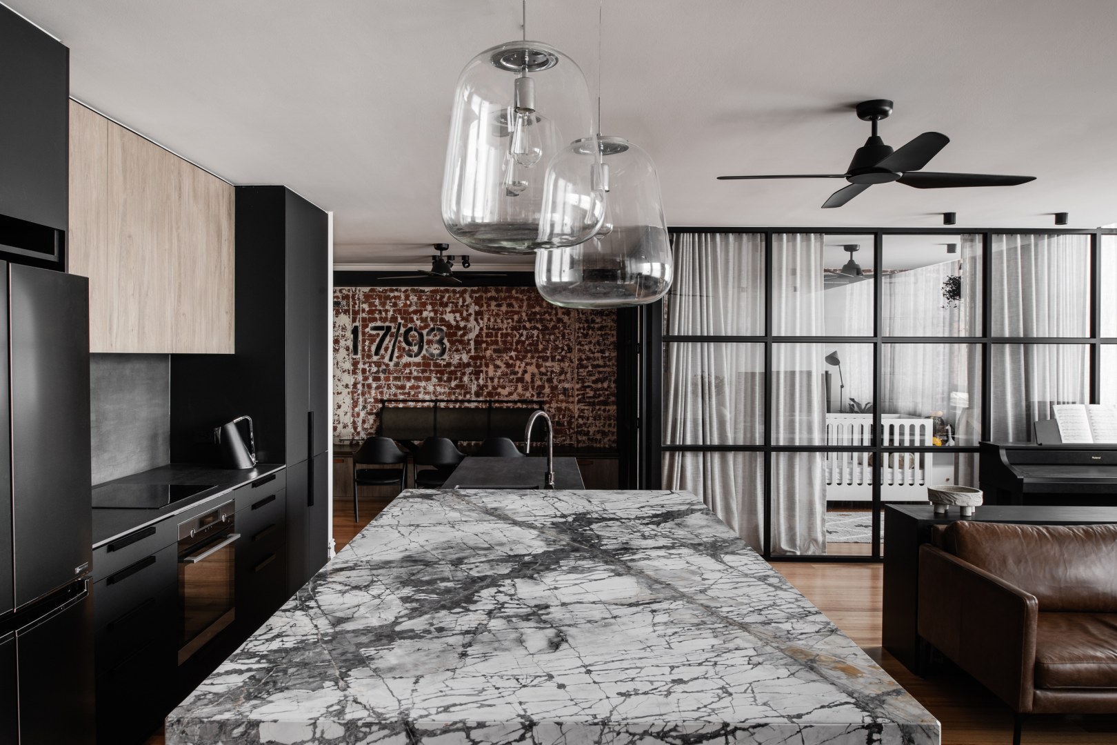 URBAN Warehouse - Projects - polytec