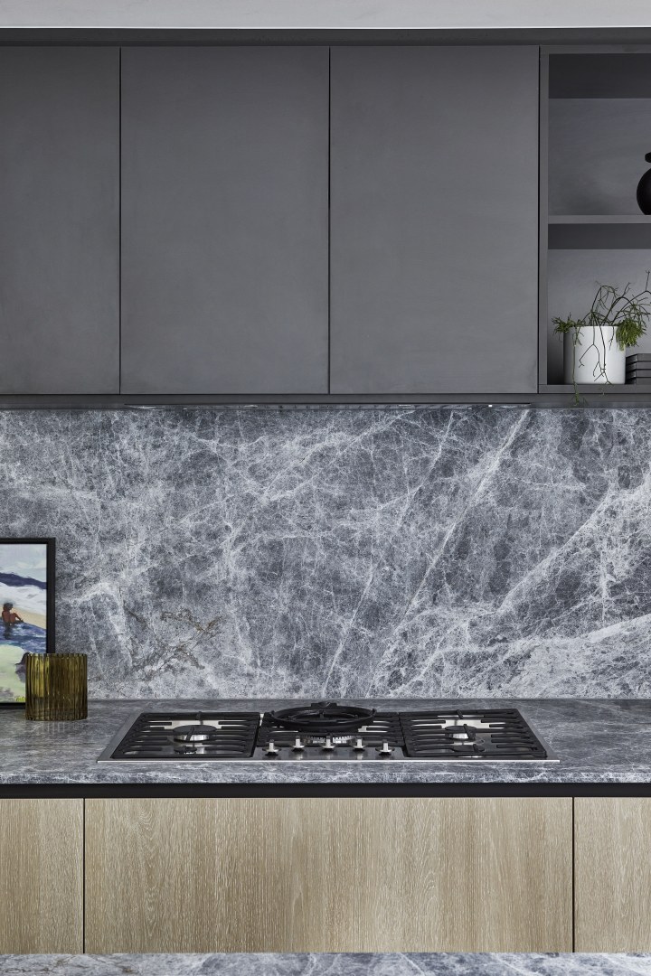 Lumiere Black Rock - Projects - polytec