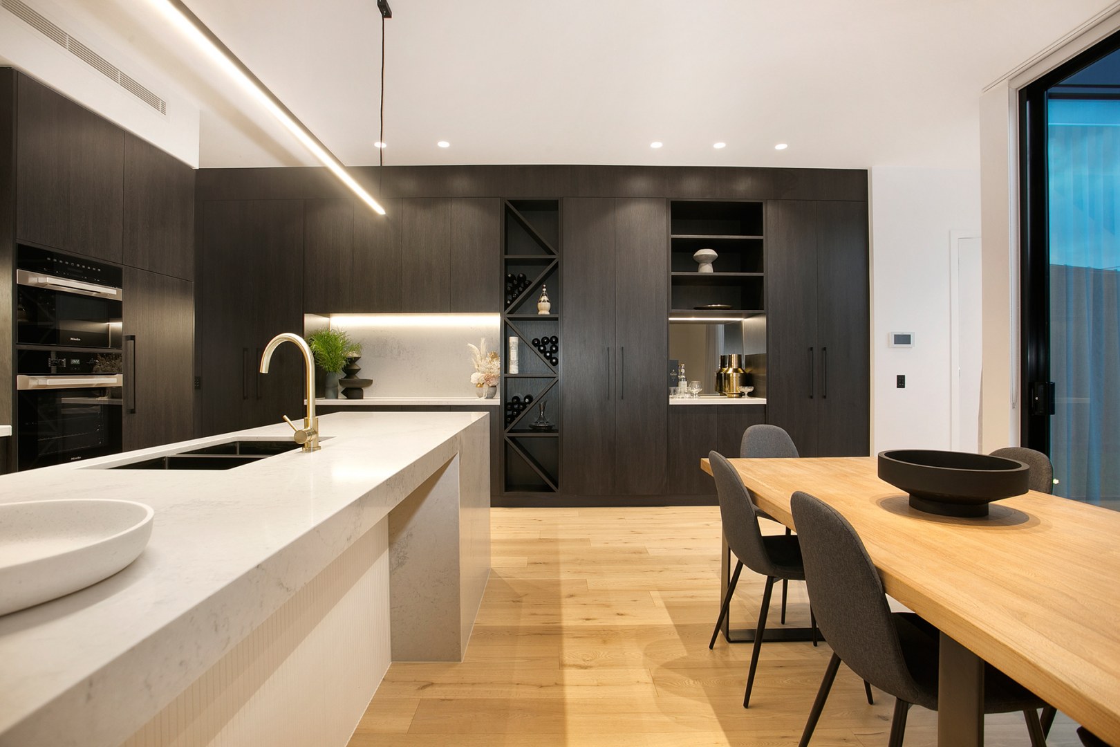 Heritage Street - Projects - polytec