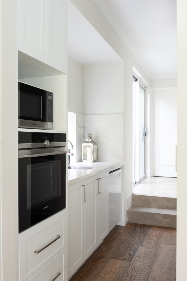 West Coast Hamptons Kitchen - Projects - polytec