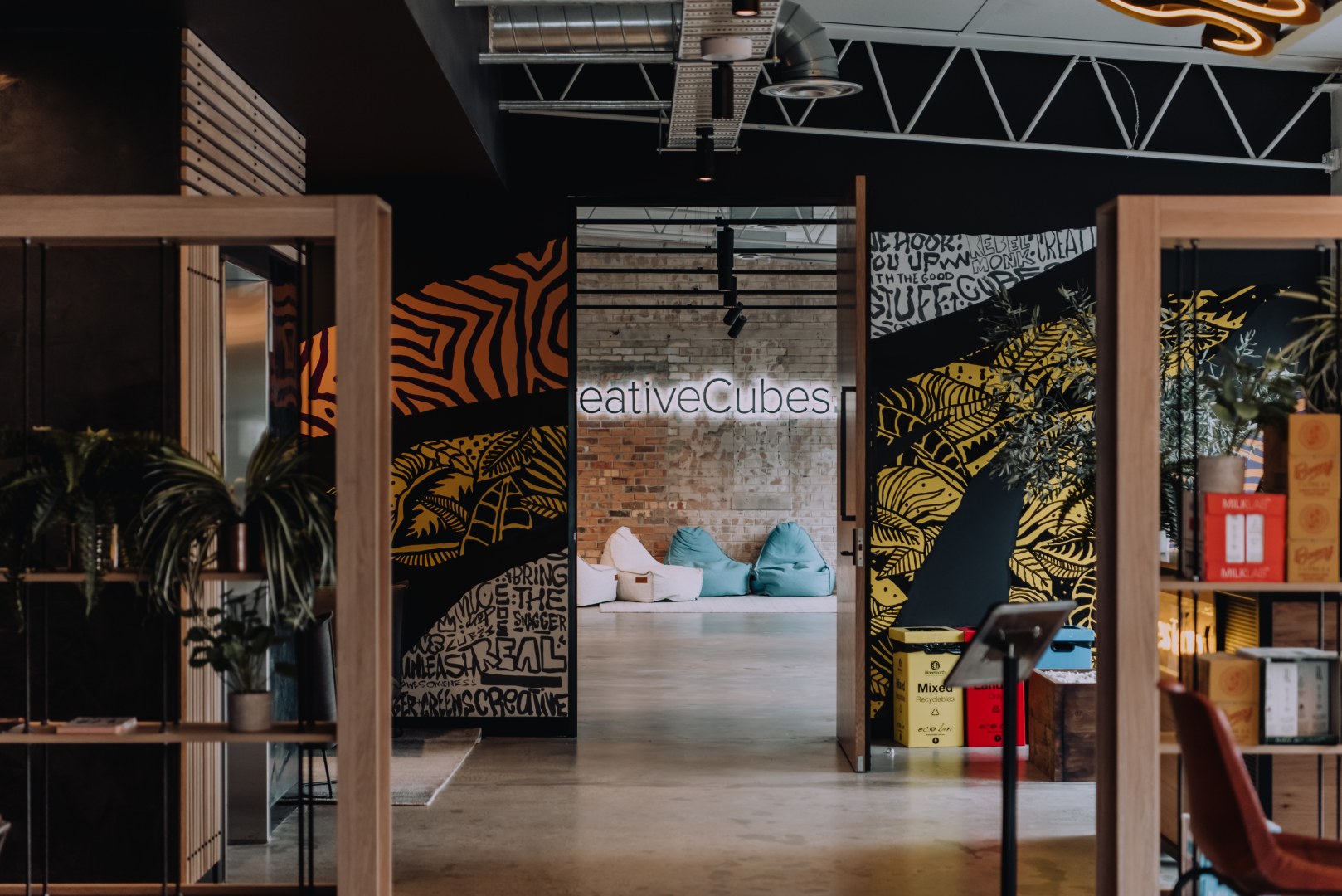 Creative Cubes - Projects - polytec