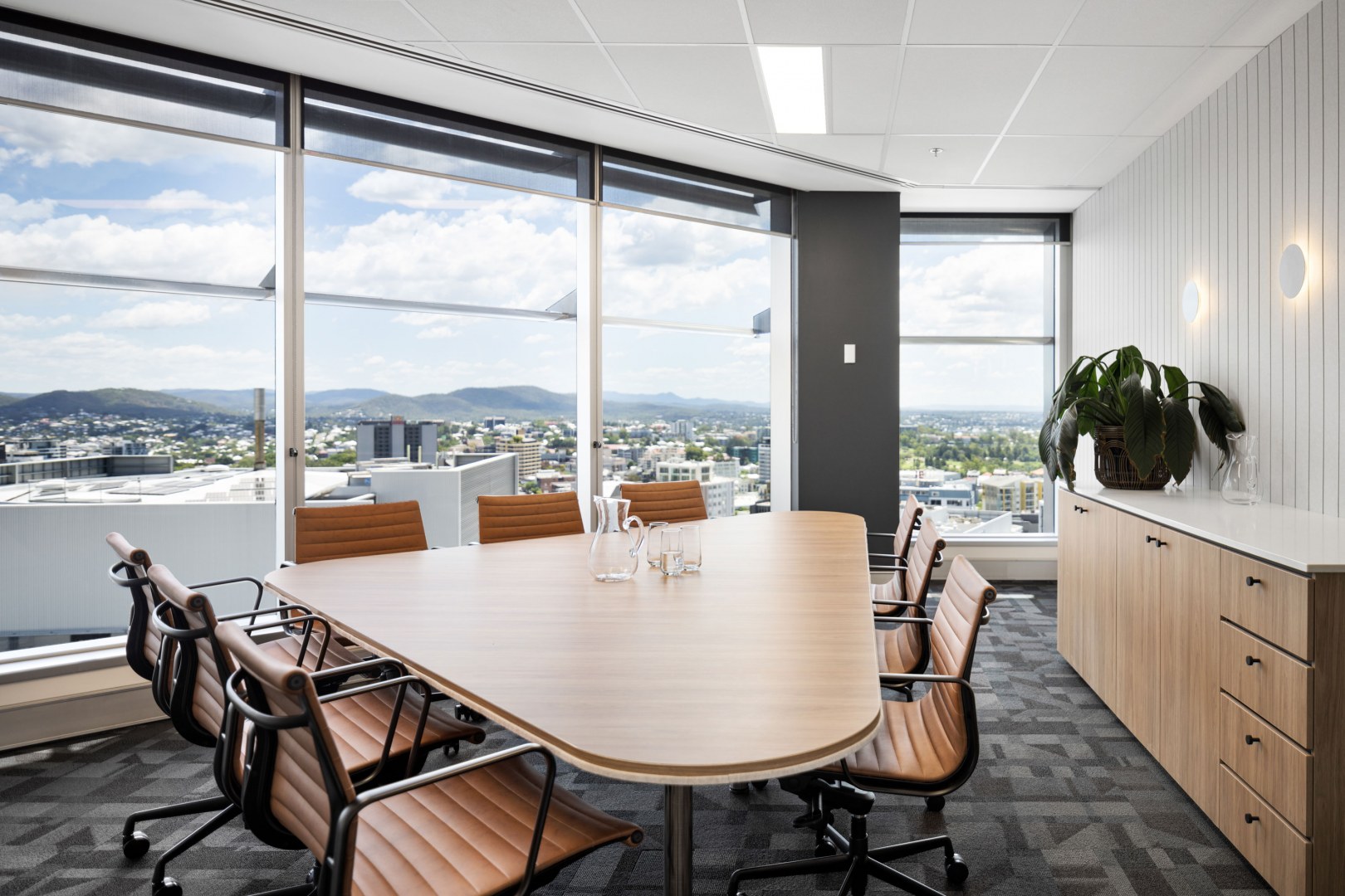 Omada Rail Office Fitout - Projects - polytec