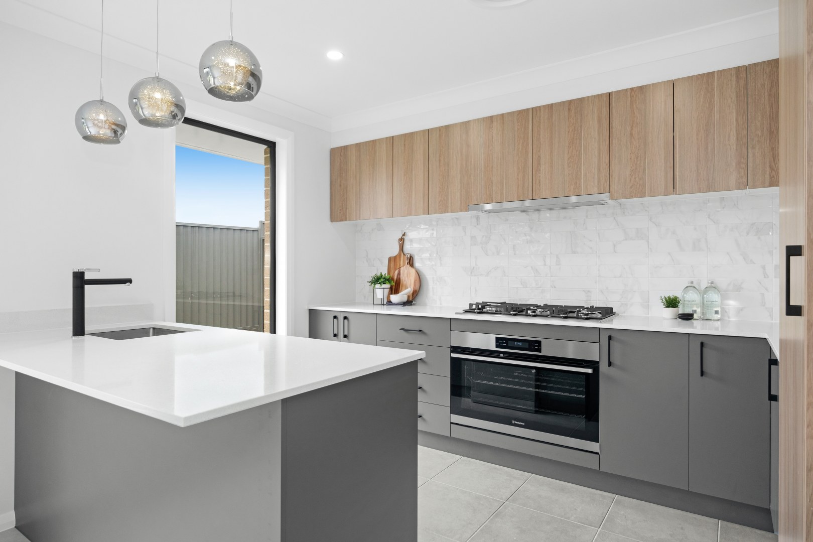 THE OLIVEA 'CONTEMPORARY' - Projects - polytec