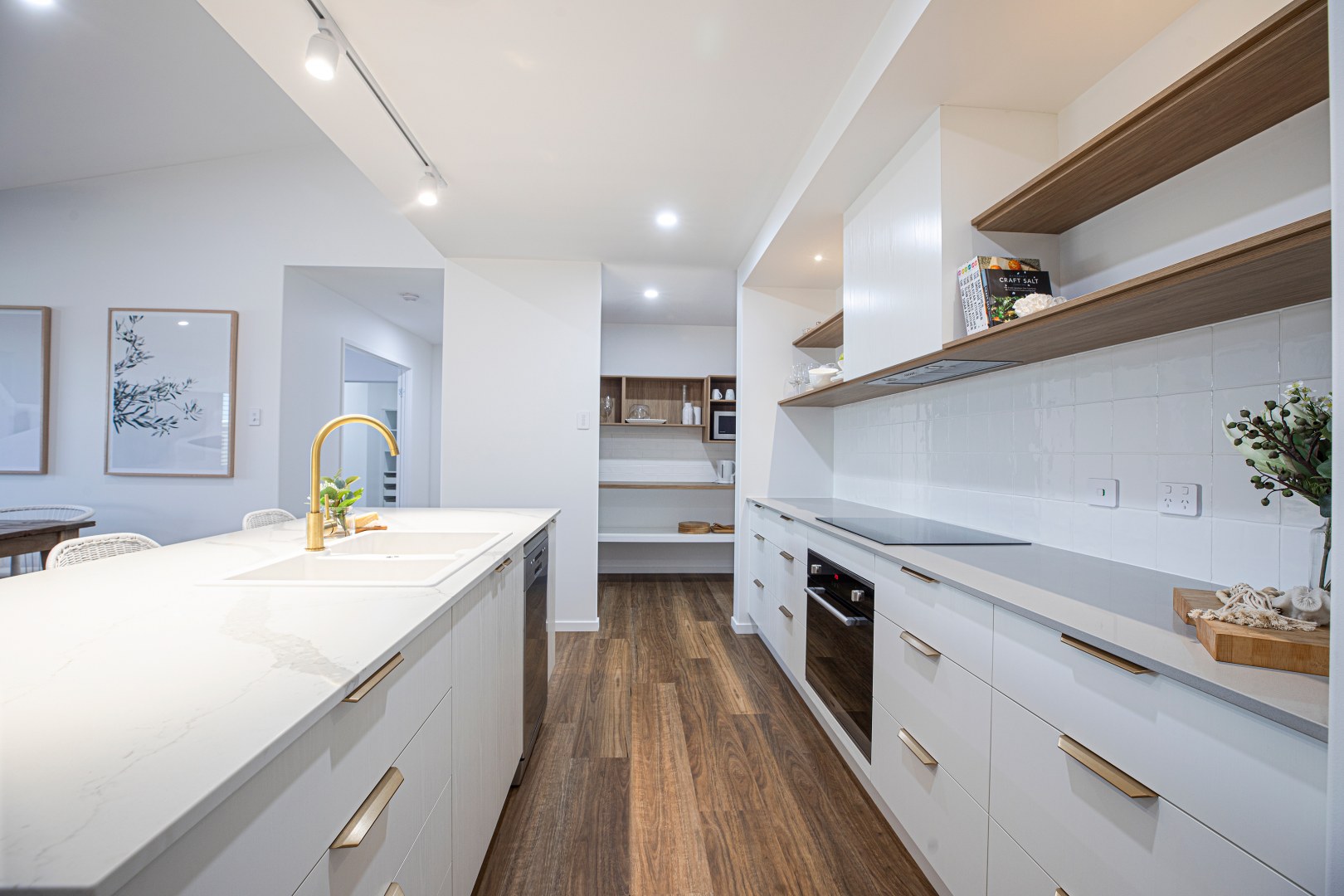 Aquila 270 Display Home - Projects - polytec